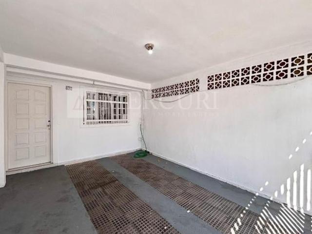 Casa à venda na Praia da Enseada em Guarujá