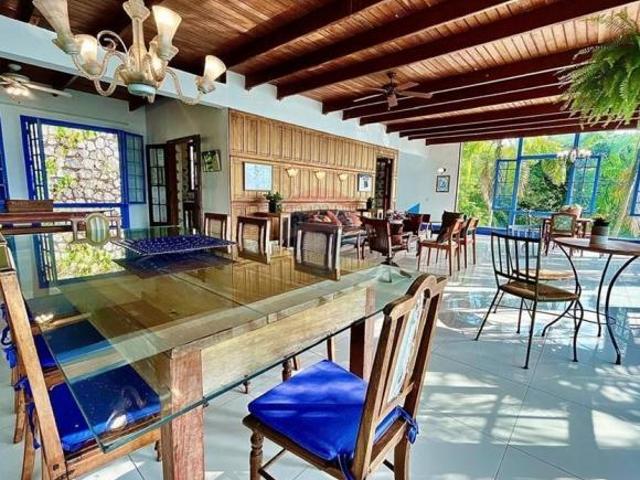 Casa a Venda na Praia da Enseada Guarujá São Paulo