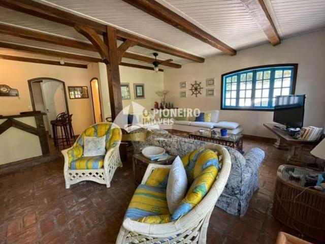 Casa à venda na praia de Barra do Una! Agende já a sua visita!