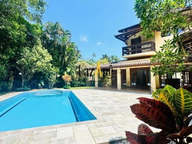 Casa à venda na Praia de Guaratuba Litoral Norte de SP