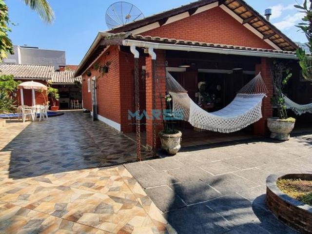 Casa a venda na praia de Juquehy