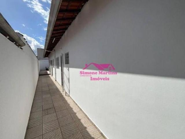 Casa com 2 dormitórios próximo à praia no bairro Plataforma