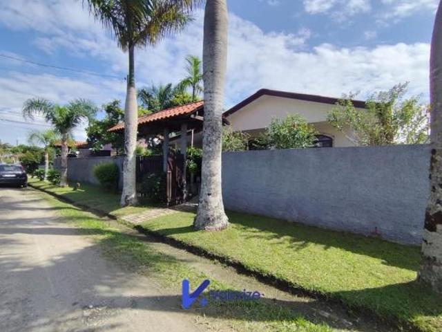 Casa a venda na praia de Pontal do Paraná