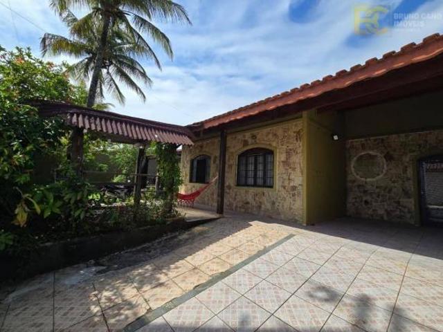 Casa à venda na praia de Peruíbe em dois Lotes Jardim Icaraiba Peruíbe/SP