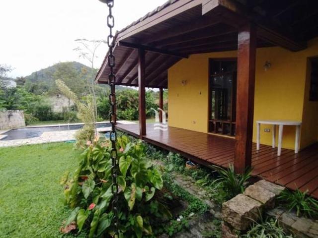 Casa à venda na Praia Dura