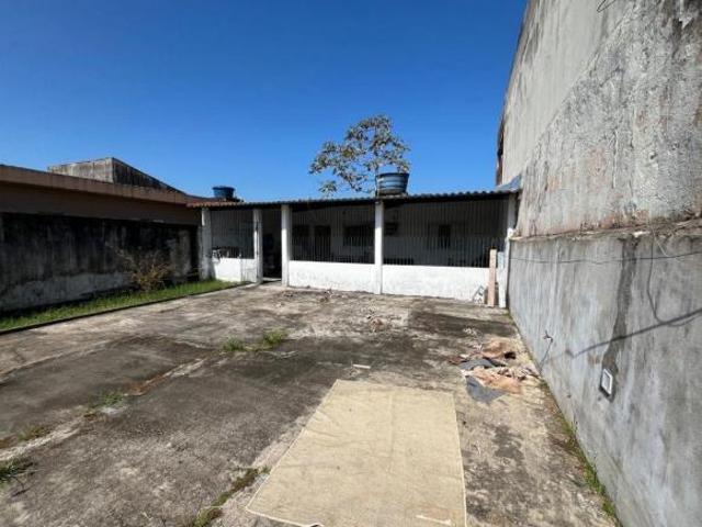 CASA A VENDA NA PRAIA EM ITANHAÉM