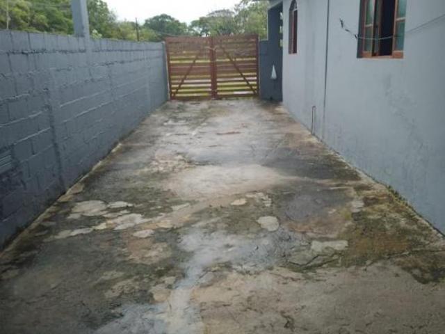 CASA A VENDA NA PRAIA EM ITANHAÉM/SP
