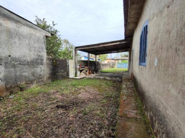 CASA A VENDA NA PRAIA EM ITANHAÉM/SP