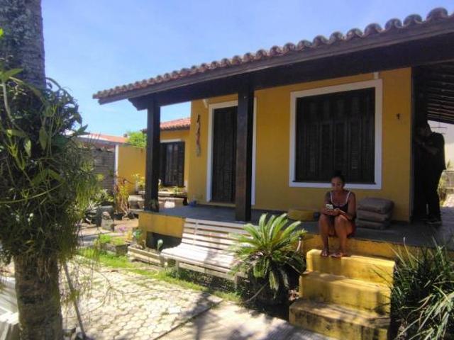 CASA A VENDA NA PRAIA EM ITANHAÉM/SP