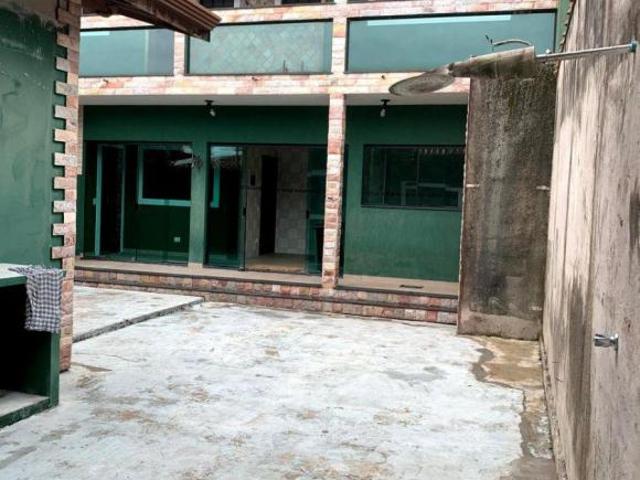CASA A VENDA NA PRAIA EM ITANHAÉM/SP