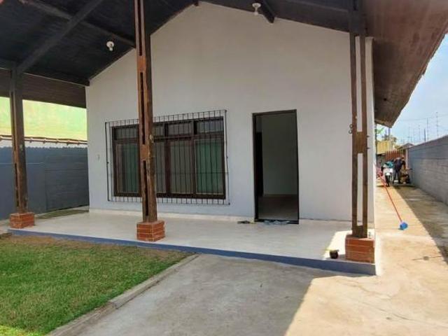CASA A VENDA NA PRAIA EM ITANHAÉM/SP