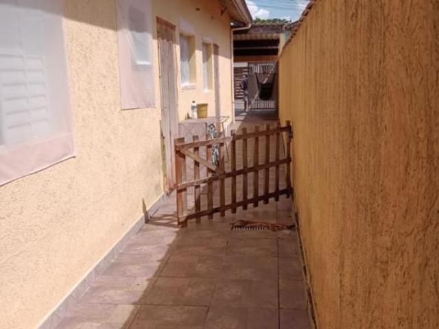 CASA A VENDA NA PRAIA EM ITANHAÉM/SP