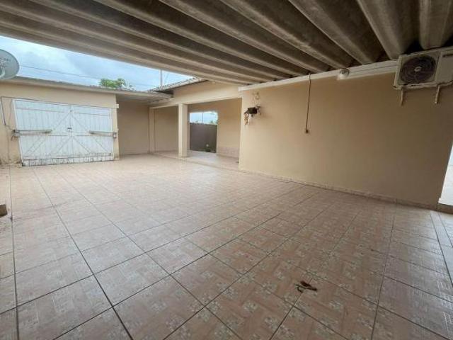CASA A VENDA NA PRAIA EM ITANHAÉM/SP