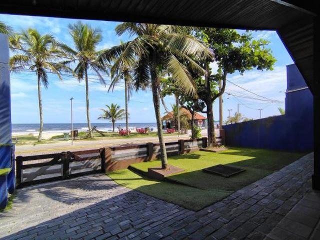 CASA A VENDA NA PRAIA EM ITANHAÉM/SP