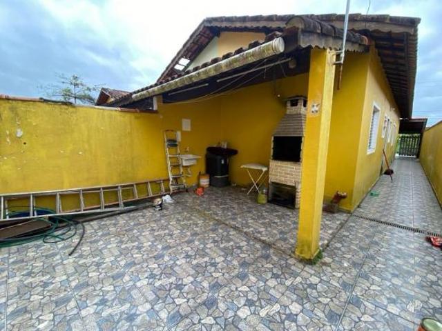 CASA A VENDA NA PRAIA EM ITANHAÉM/SP