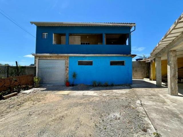 CASA A VENDA NA PRAIA EM ITANHAÉM/SP