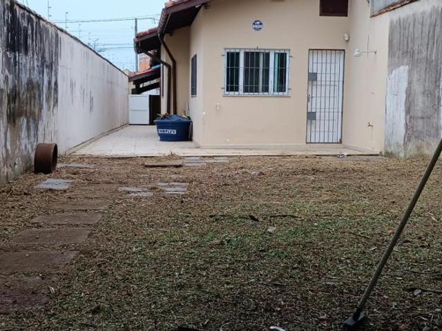 CASA A VENDA NA PRAIA EM ITANHAÉM/SP