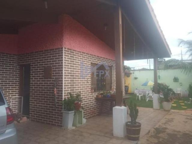 CASA A VENDA NA PRAIA EM ITANHAÉM/SP