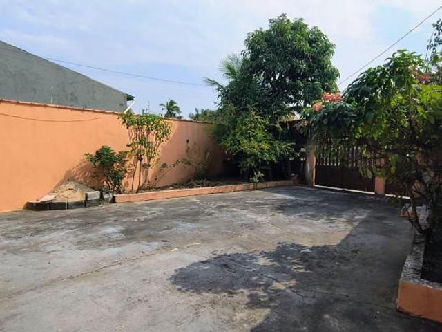 CASA A VENDA NA PRAIA EM ITANHAÉM/SP