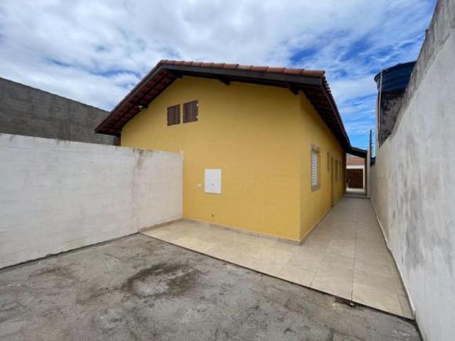 CASA A VENDA NA PRAIA EM ITANHAÉM/SP