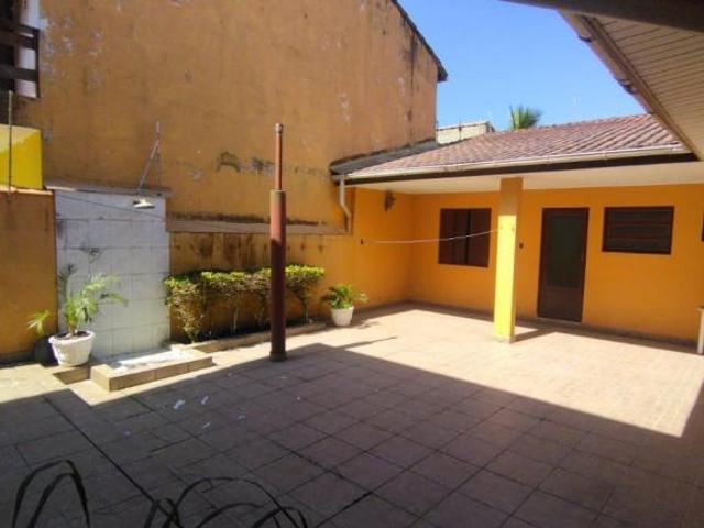 CASA A VENDA NA PRAIA EM ITANHAÉM/SP
