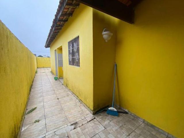 CASA A VENDA NA PRAIA EM ITANHAÉM/SP