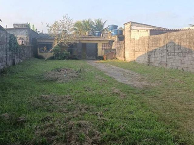 CASA A VENDA NA PRAIA EM ITANHAÉM/SP
