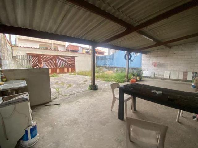 CASA A VENDA NA PRAIA EM ITANHAÉM/SP