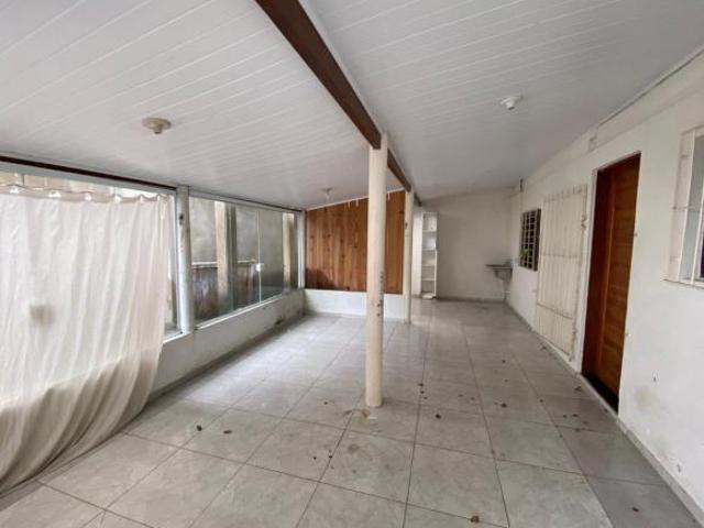 CASA A VENDA NA PRAIA EM ITANHAÉM/SP