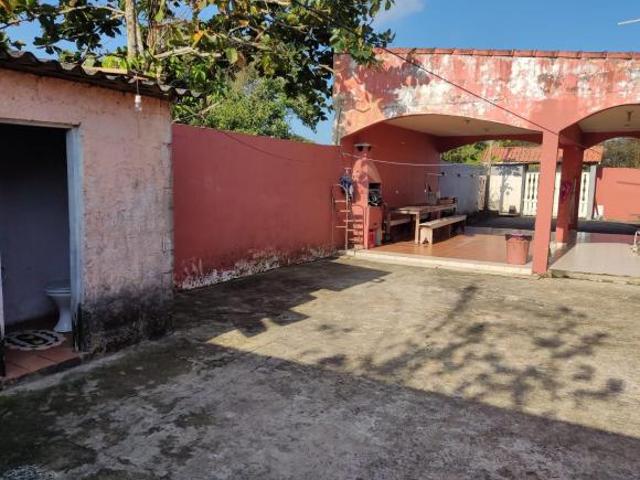 CASA A VENDA NA PRAIA EM ITANHAÉM/SP
