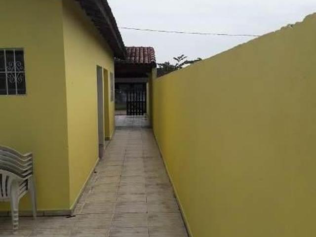 CASA A VENDA NA PRAIA EM ITANHAÉM/SP