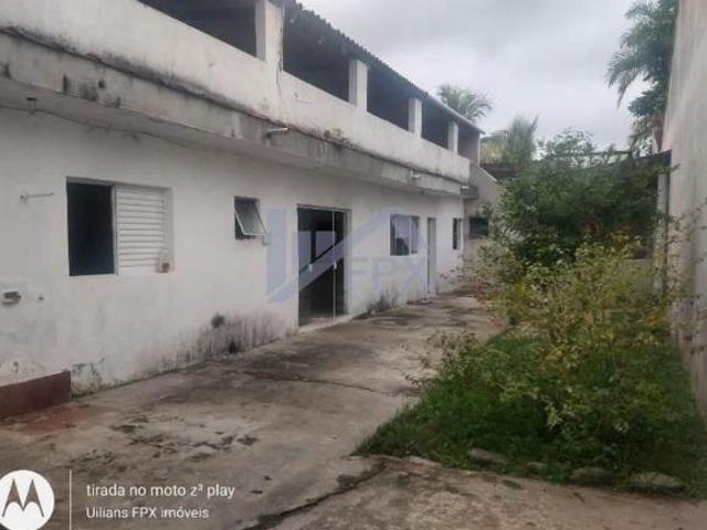 CASA A VENDA NA PRAIA EM ITANHAÉM/SP