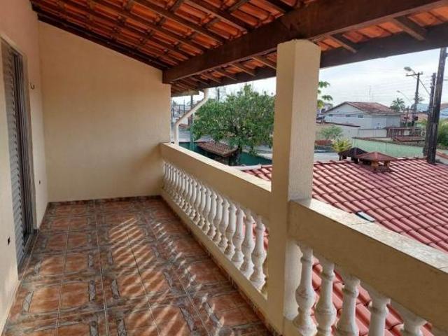 CASA A VENDA NA PRAIA EM ITANHAÉM/SP