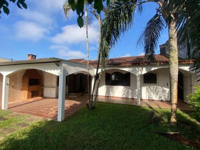 CASA A VENDA NA PRAIA EM ITANHAÉM/SP