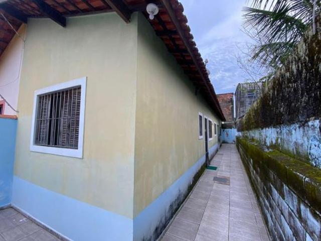 CASA A VENDA NA PRAIA EM ITANHAÉM/SP