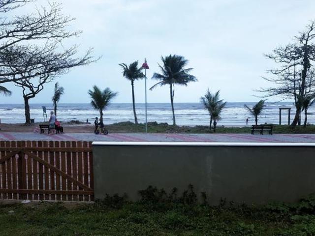CASA A VENDA NA PRAIA EM ITANHAÉM/SP