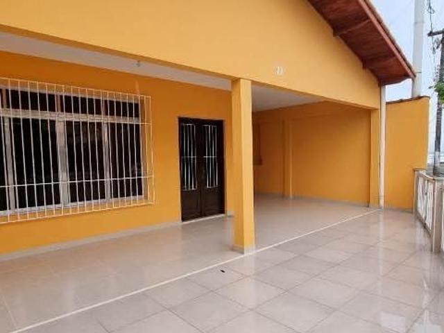 CASA A VENDA NA PRAIA EM ITANHAÉM/SP