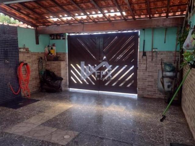 CASA A VENDA NA PRAIA EM ITANHAÉM/SP