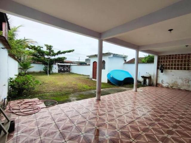 CASA A VENDA NA PRAIA EM ITANHAÉM/SP