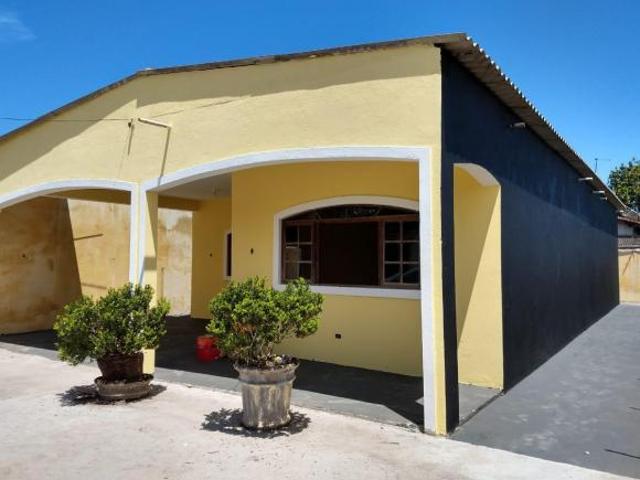 CASA A VENDA NA PRAIA EM ITANHAÉM/SP