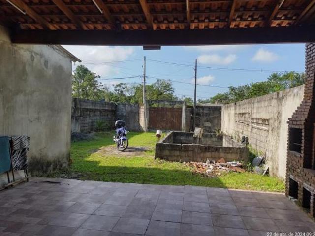CASA A VENDA NA PRAIA EM ITANHAÉM/SP