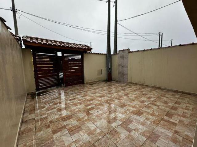 CASA A VENDA NA PRAIA EM ITANHAÉM/SP