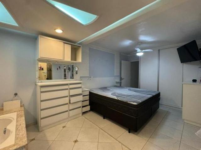 CASA A VENDA NA PRAIA EM ITANHAÉM/SP