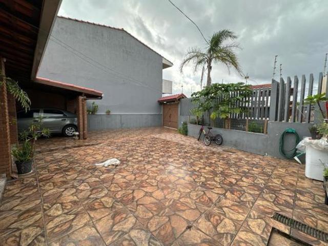 CASA A VENDA NA PRAIA EM ITANHAÉM/SP