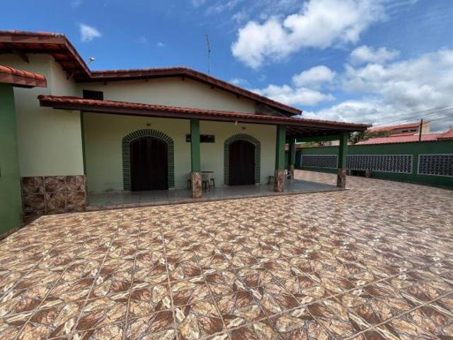 CASA A VENDA NA PRAIA EM ITANHAÉM/SP