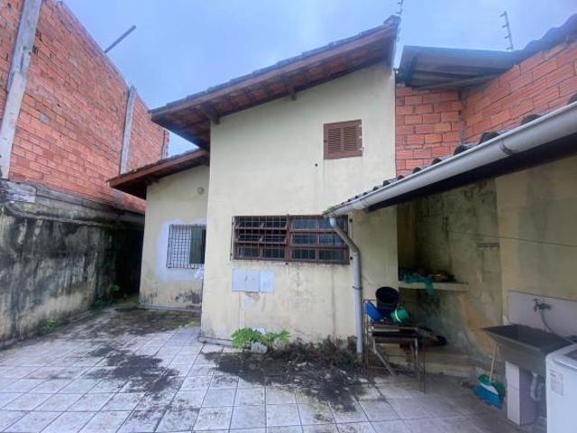 CASA A VENDA NA PRAIA EM ITANHAÉM/SP