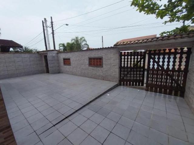 CASA A VENDA NA PRAIA EM ITANHAÉM/SP