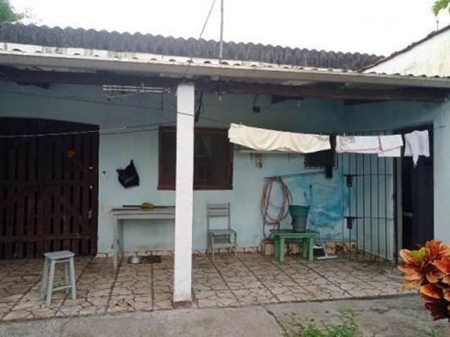 CASA A VENDA NA PRAIA EM ITANHAÉM/SP