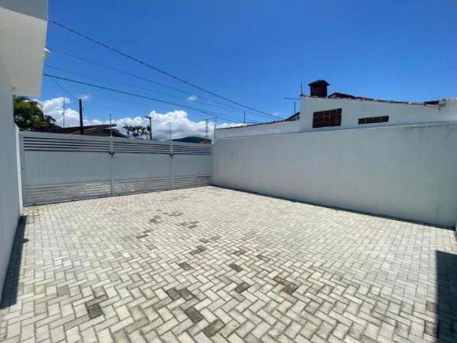 CASA A VENDA NA PRAIA EM ITANHAÉM/SP