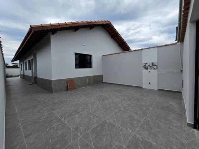 CASA A VENDA NA PRAIA EM MONGAGUÁ/SP